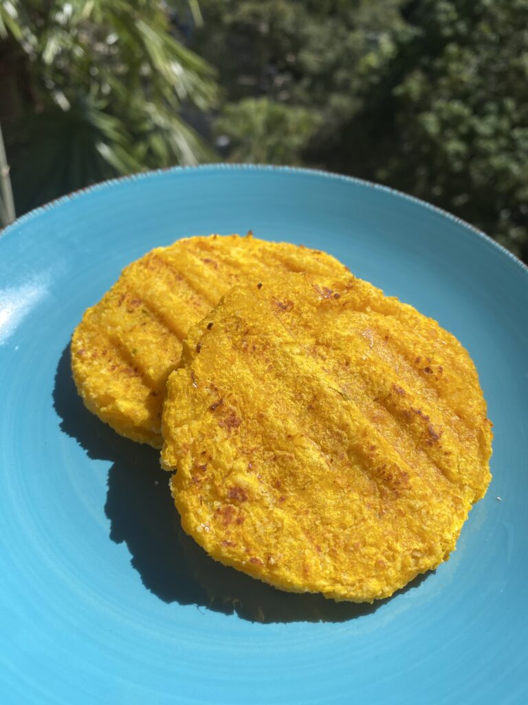 Arepa de auyama keto | nutribyfood